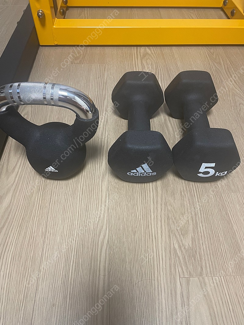아디다스 아령 5kg 및 케틀벨 4kg | 헬스용품 | 중고나라