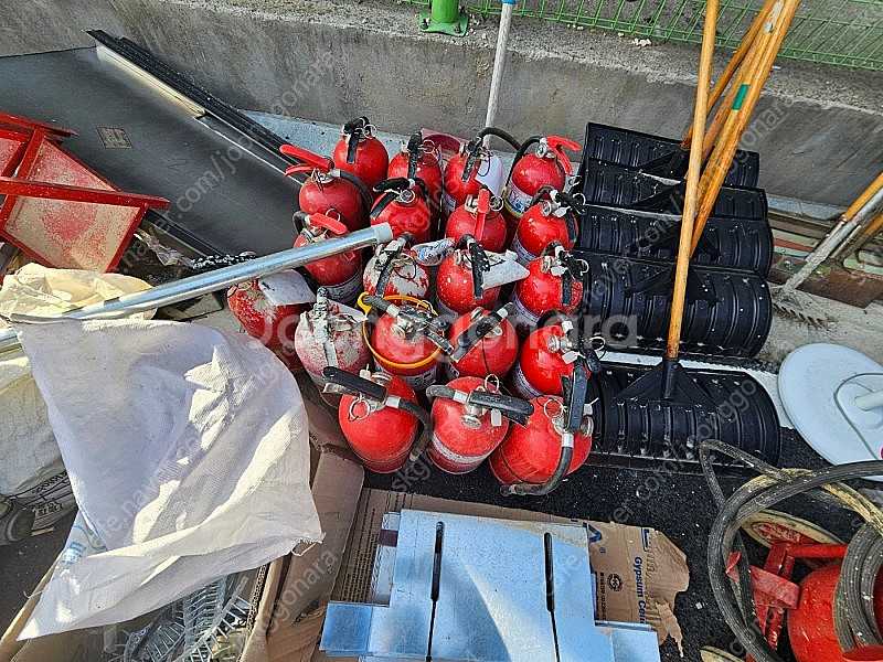 분말소화기 3.3kg 20개 판매 합니다 | 금형공작 | 중고나라