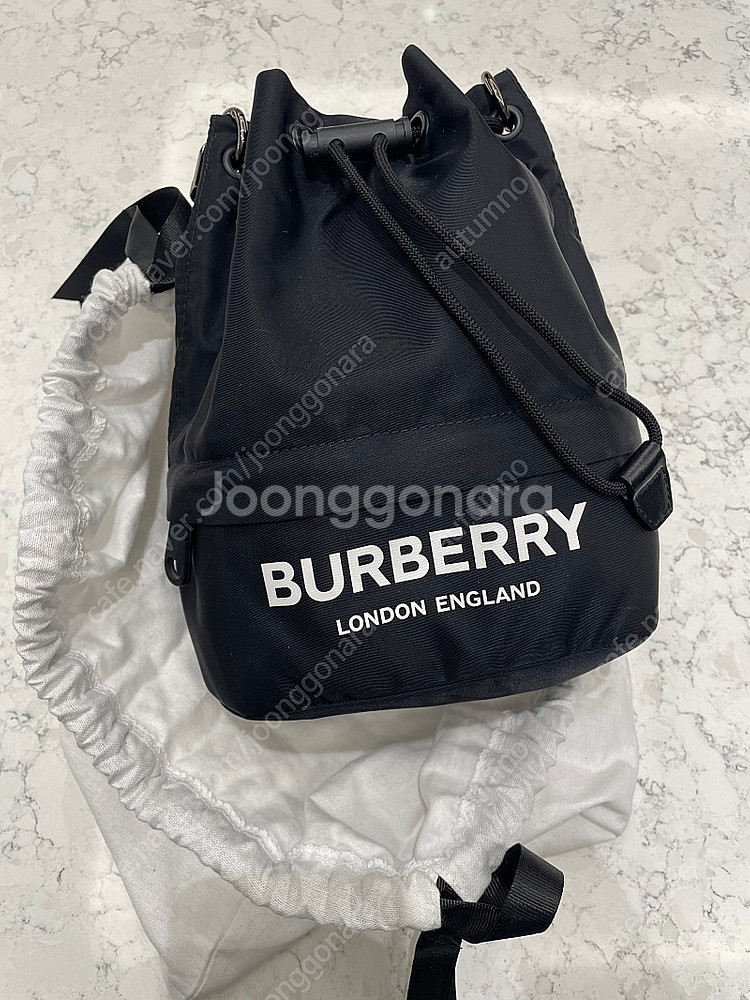 버버리 포이베 정품 도트백 28만원 숄더백 중고나라