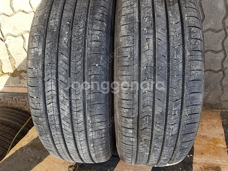 [판매] 금호중고타이어 215 55 17 솔루스ta51... | 휠/타이어 | 중고나라