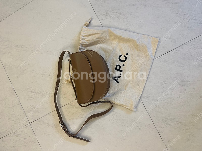 아페쎄 Apc 제네바백 중고나라 카페에서 운영하는 공식 사이트