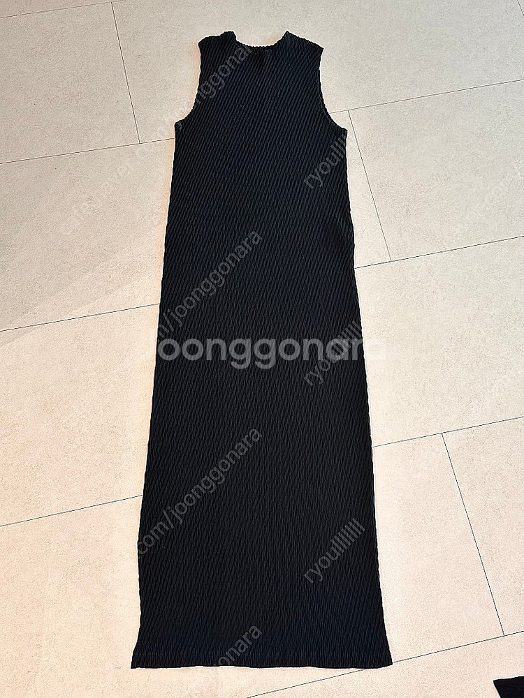 이세미야케 플리츠플리즈 롬버스 드레스 중고나라 카페에서 운영하는 공식 사이트