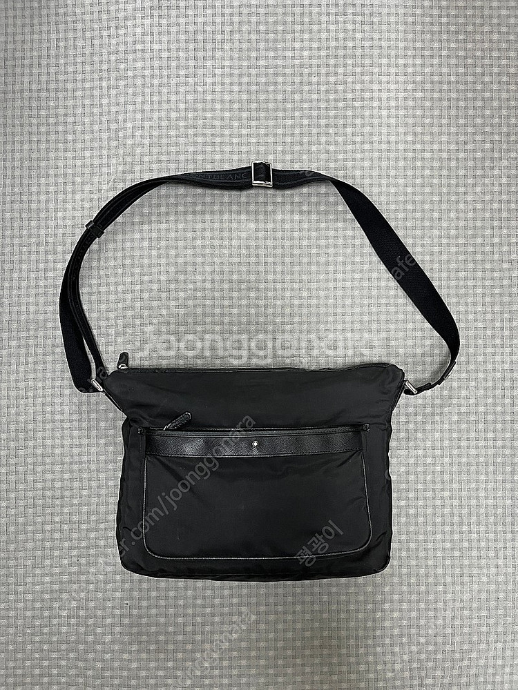 몽블랑 마이스터튁 크로스백 정품 | 중고나라 카페에서 운영하는 공식 사이트