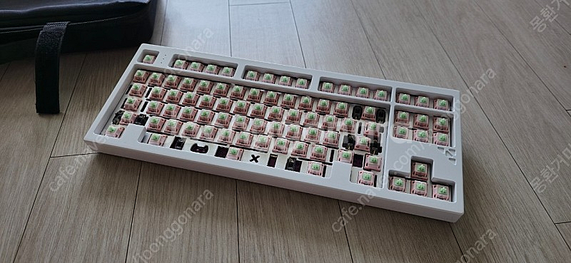 커스텀 키보드 세모 TKL (SEMO TKL) 판매합니... | 중고나라 카페에서 운영하는 공식 사이트