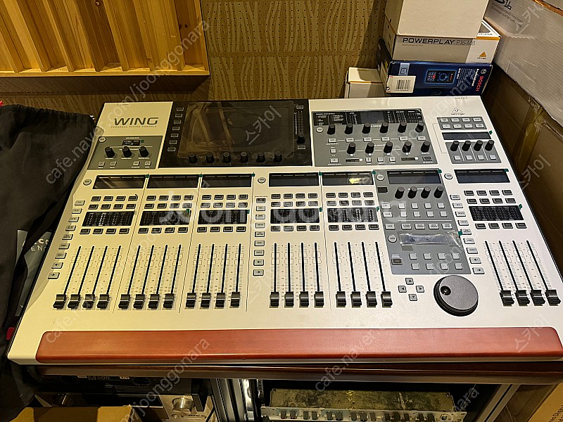 베링거 wing mixer 판매합니다.! | 중고나라 카페에서 운영하는 공식 사이트