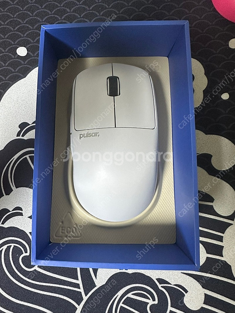 펄사 X2v2 미디움 화이트 색상 판매합니다 중고나라 카페에서 운영하는 공식 사이트