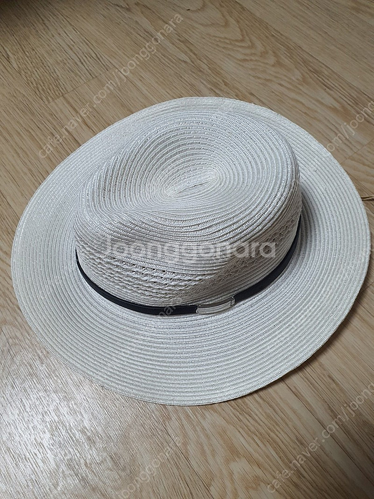 레노마 비치모자 흰색모자 휴양지모자 중고나라 카페에서 운영하는 공식 사이트