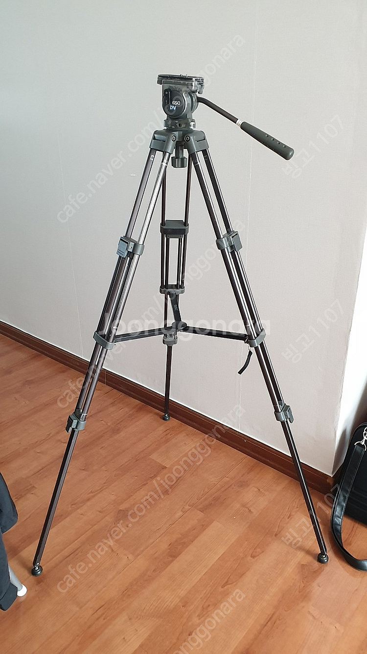 카메라삼각대 libec TH-650 DV 삼각대 | 중고나라 카페에서 운영하는 공식 사이트