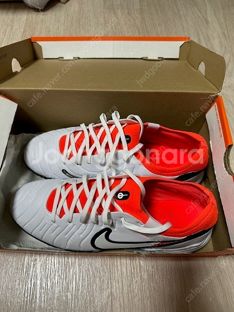 나이키 티엠포 레전드10프로 TF 275mm | 중고나라 카페에서 운영하는 공식 사이트