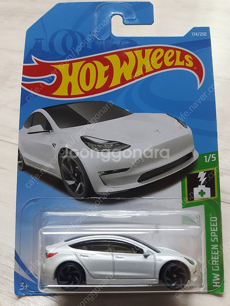 핫휠 테슬라 모델3 화이트 Tesla Model3 레어 중고나라 카페에서 운영하는 공식 사이트