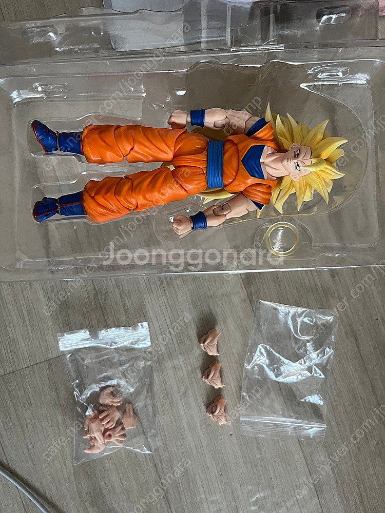Shf드래곤볼 초사이언3 콩스튜디오 중고나라 카페에서 운영하는 공식 사이트