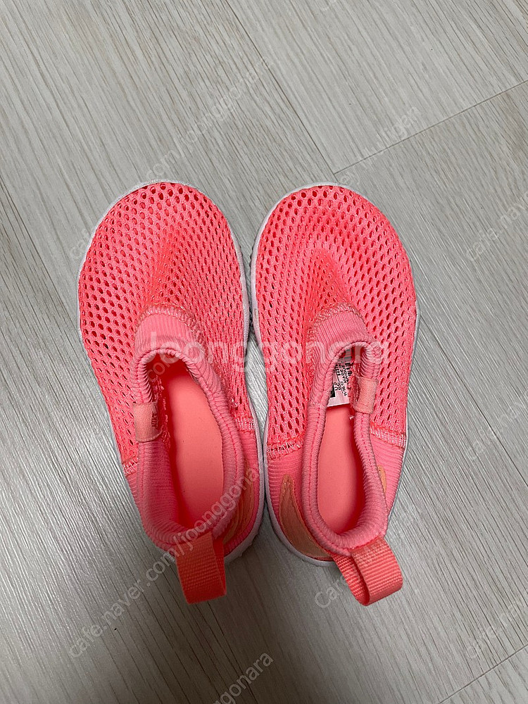 나이키 아쿠아슈즈 120 중고나라 카페에서 운영하는 공식 사이트