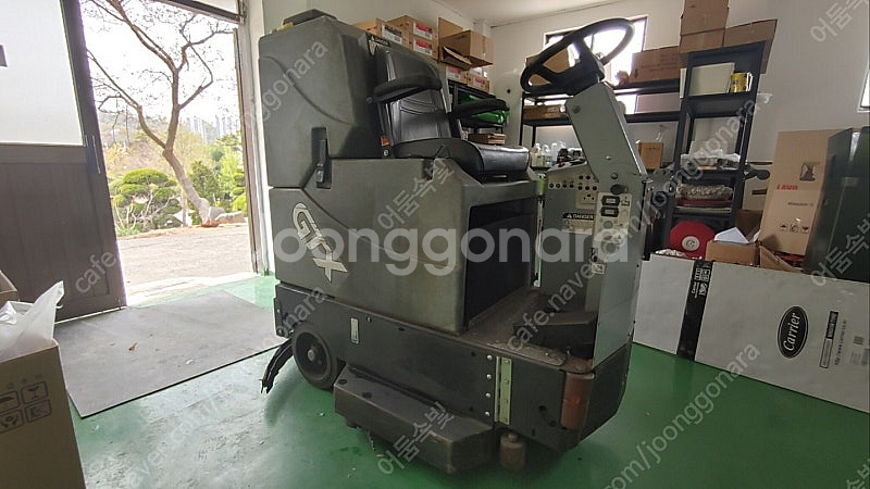 탑승식청소차 TOMCAT GTX 34D (미국산 34인... | 중고나라 카페에서 운영하는 공식 사이트