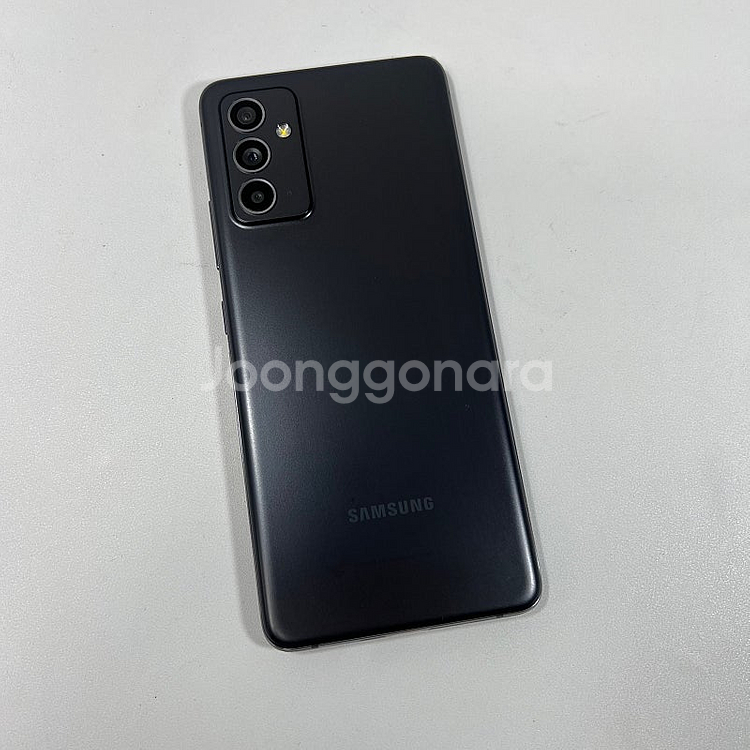 갤럭시퀀텀2 128기가 블랙 SKT 9.5만 판매합니다... | 중고나라 카페에서 운영하는 공식 사이트