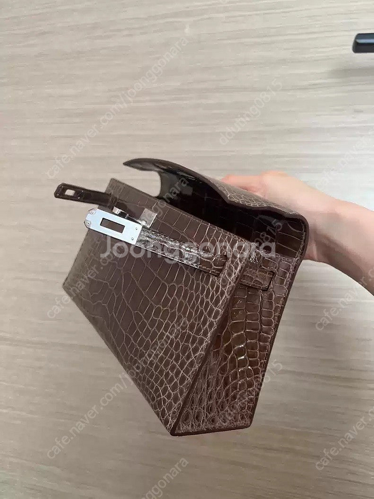 에르메스 미니 버킨백 켈리백 악어가죽 올수공 중고나라 카페에서 운영하는 공식 사이트