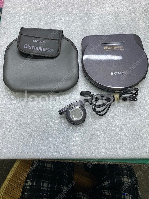 고장난 소니 포터블CDP(D-777)와 소니 이어폰(M... | 중고나라 카페에서 운영하는 공식 사이트