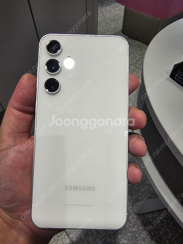 갤럭시S23FE (S711) 크림 256GB 판매합니다... | 중고나라 카페에서 운영하는 공식 사이트