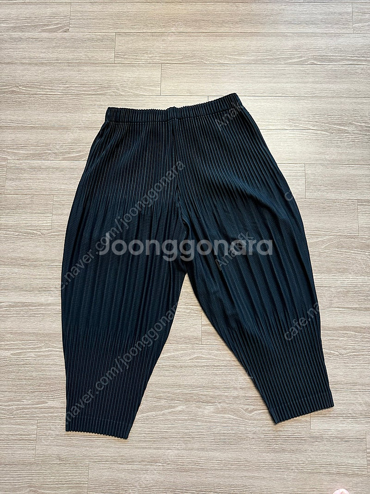 이세이미야케 바지 팝니다 정품 중고나라 카페에서 운영하는 공식 사이트