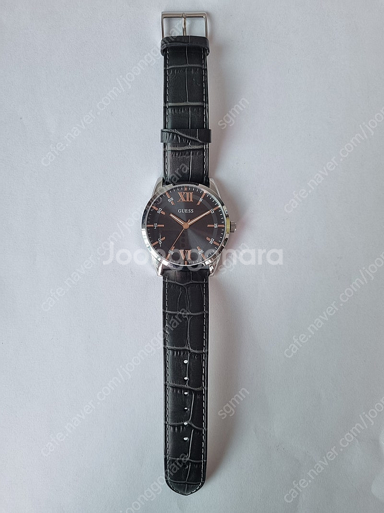 게스(GUESS) 가죽 시계 W1307G1 팝니다 | 중고나라 카페에서 운영하는 공식 사이트
