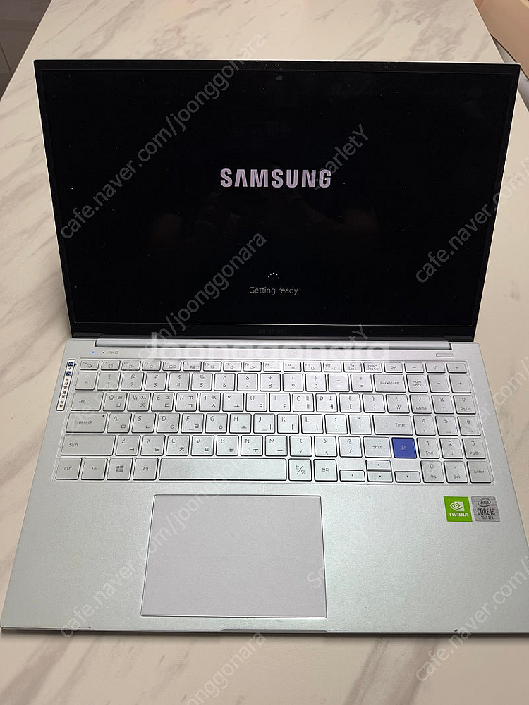 갤럭시북 이온 15인치 (NT950XCJ-X58L) | 중고나라 카페에서 운영하는 공식 사이트