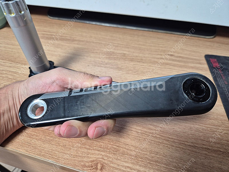 스램 레드 크랭크암 170mm 신품 중고나라 카페에서 운영하는 공식 사이트