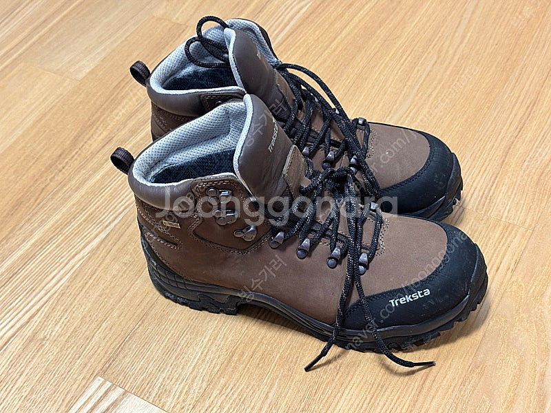 트렉스타 네팔2 GTX 270사이즈 1회착용 | 중고나라 카페에서 운영하는 공식 사이트