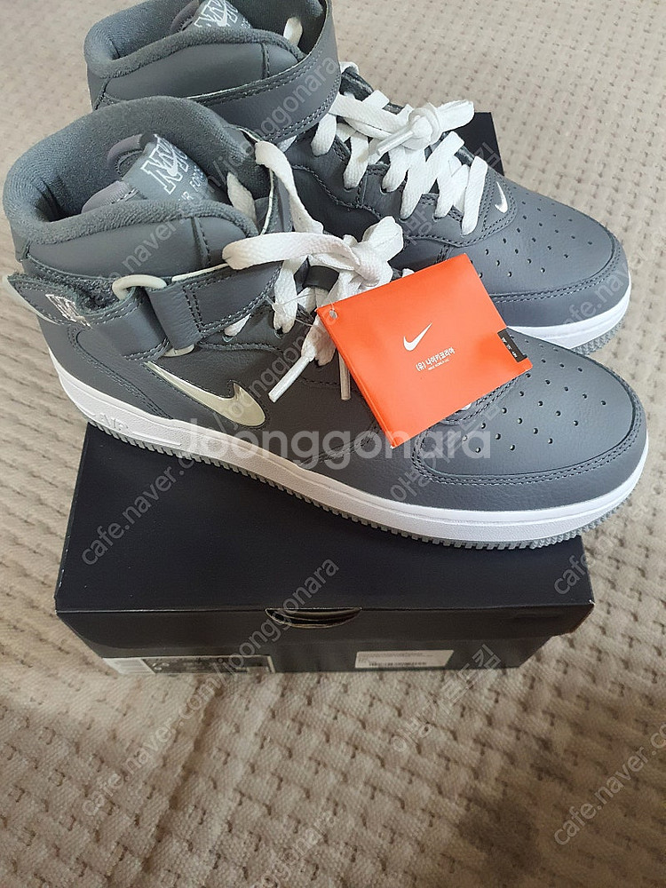 (255 size) 나이키 에어포스 1 미드 QS NY... | 중고나라 카페에서 운영하는 공식 사이트