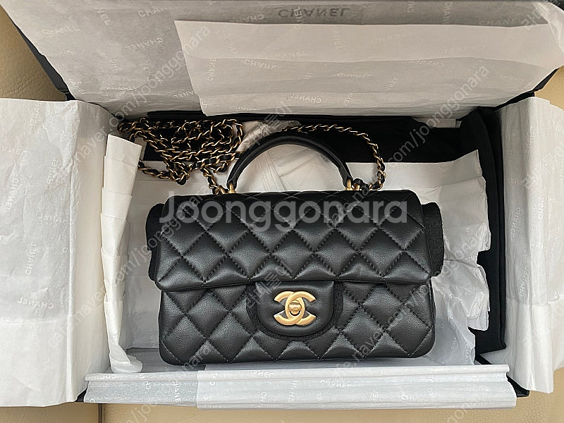 미사용 새상품 샤넬 뉴미니 탑핸들 블랙 중고나라 카페에서 운영하는 공식 사이트
