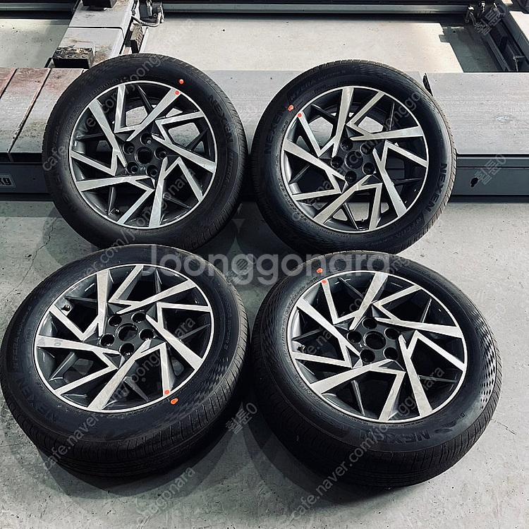 [ 현대 ] 디 올뉴 그랜저 GN7 18인치 임판 휠 ... | 중고나라 카페에서 운영하는 공식 사이트