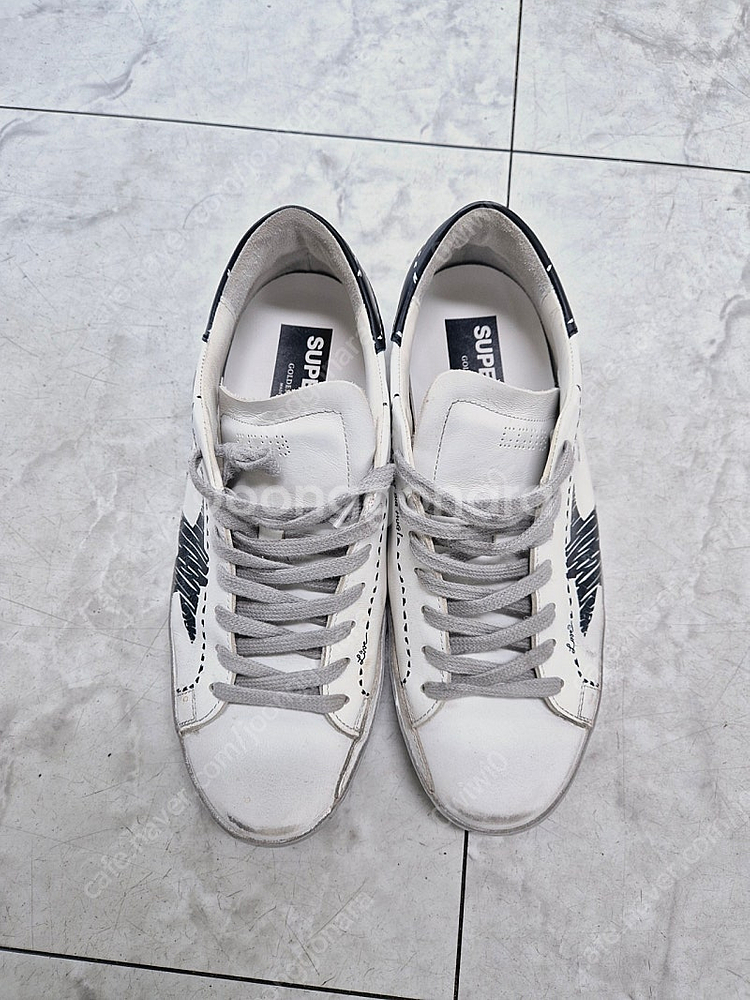 골든구스 슈퍼스타 화이트 블랙탭 40사이즈 | 중고나라 카페에서 운영하는 공식 사이트