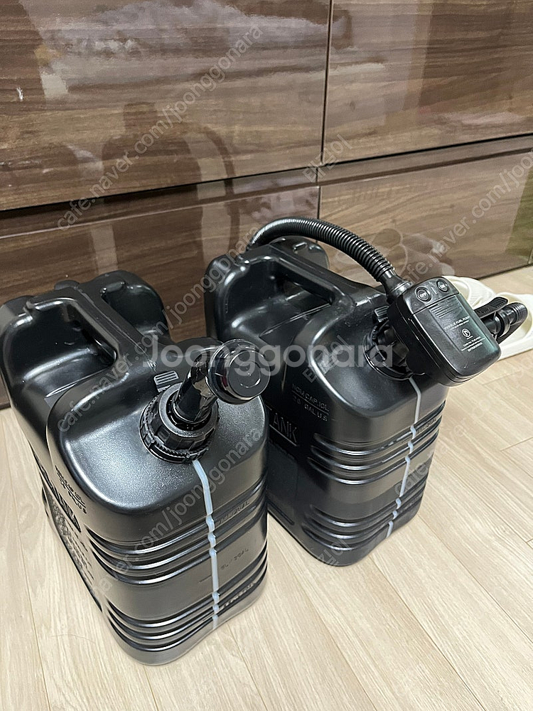 씨플로 자동 급유기 + 제리캔 10L x2 | 중고나라 - 안심되는 중고거래