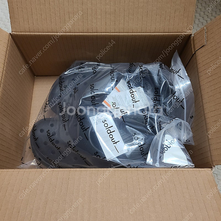 크록스 미사용 새제품 팝니다 | 중고나라 카페에서 운영하는 공식 사이트