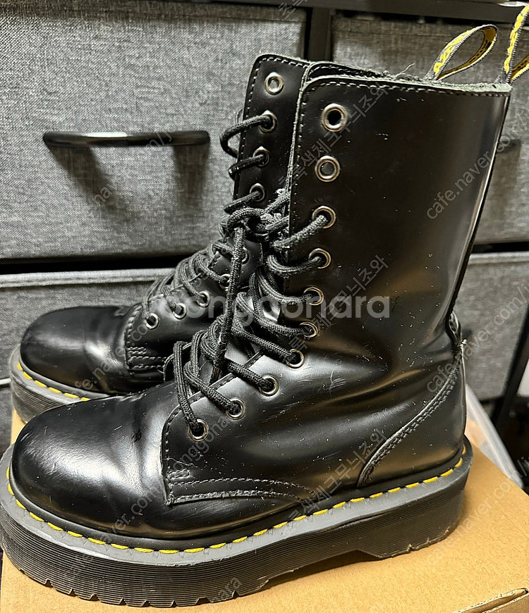 닥터마틴 워커 제이든 하이 uk5 (240-250) | 중고나라 카페에서 운영하는 공식 사이트