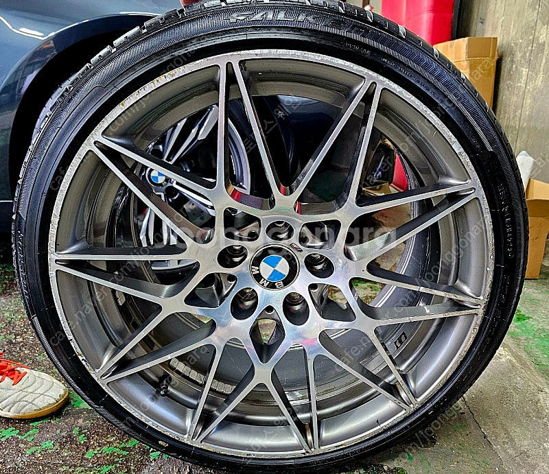 BMW M3 M4 666M 정품 휠 타이어 일괄 팝니다 | 중고나라 카페에서 운영하는 공식 사이트