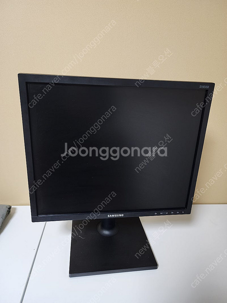 19인치 삼성모니터 피벗기능 | 중고나라 카페에서 운영하는 공식 사이트
