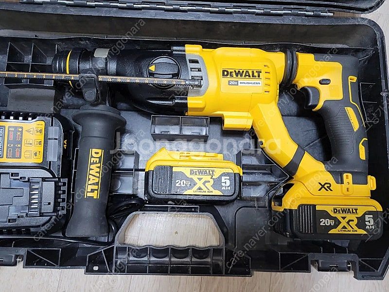 디월트 충전 함마드릴 DCH263 p2 | 중고나라 카페에서 운영하는 공식 사이트