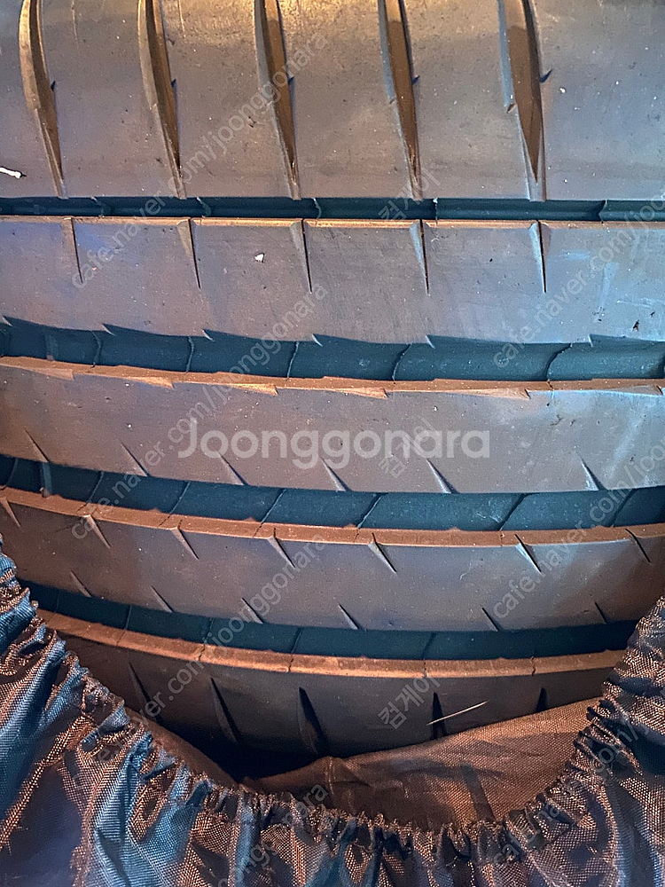 미쉐린 PS4S 245/35/19 1본 팝니다 | 중고나라 카페에서 운영하는 공식 사이트