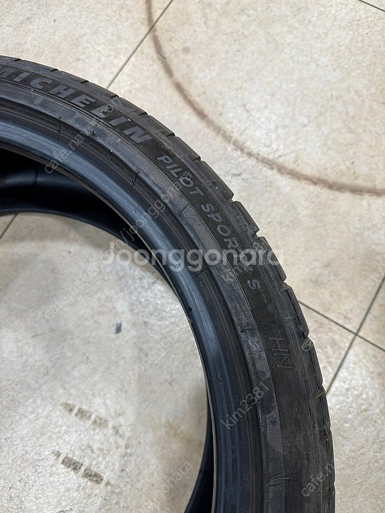 245 35 19 미쉐린ps4s 아엔사이즈 팝니다 | 중고나라 카페에서 운영하는 공식 사이트