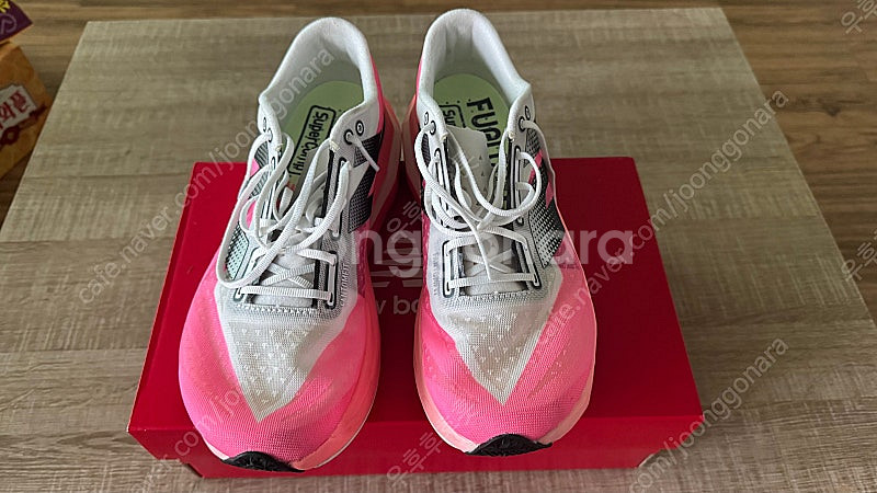 뉴발란스 SC엘리트V4 270 2e 판매해요 | 중고나라 - 안심되는 중고거래