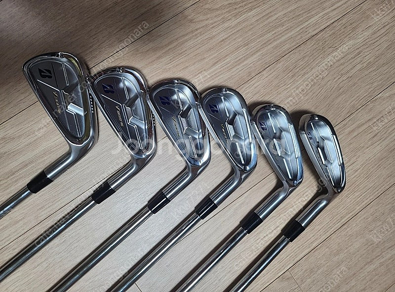 브릿지스톤 V300 8세대 아이언 5~P 세트 팔아요 | 중고나라 - 안심되는 중고거래