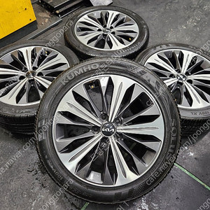 K8 18인치 휠 중고거래 | 중고나라 카페에서 운영하는 공식 사이트