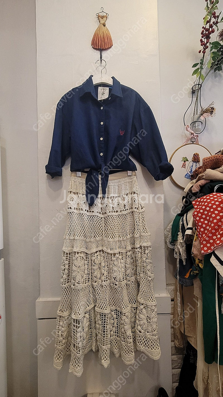 SJYP 크롭 린넨데님 셔츠 | 중고나라 - 안심되는 중고거래