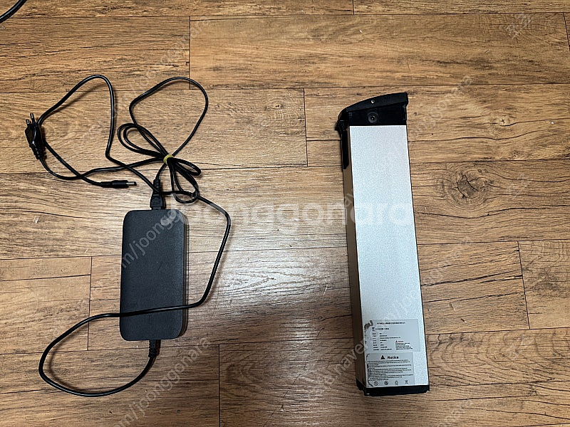 볼트몬스터 mv20 vs700 배터리 , 고속충전기 판... | 중고나라 카페에서 운영하는 공식 사이트