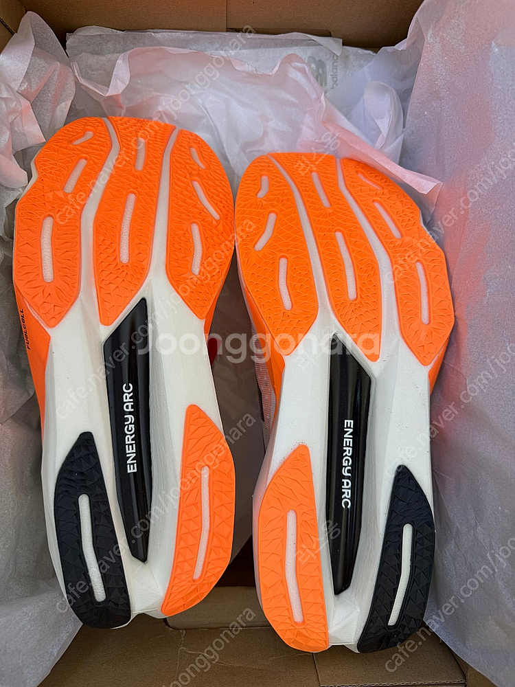 뉴발란스 FuelCell 엘리트 V4/270(2E) | 중고나라 - 안심되는 중고거래