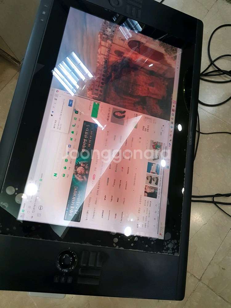 와콤 신티크 DTH-2400+스탠드 하자제품 | 중고나라 - 안심되는 중고거래