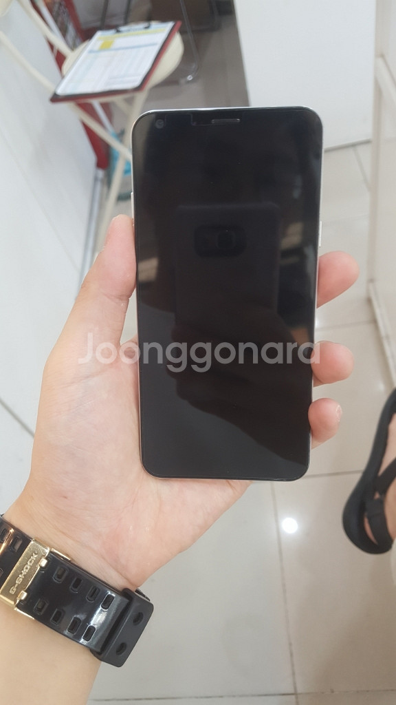 LG Q6 32기가 퍼플 판매합니다 | 중고나라 카페에서 운영하는 공식 사이트