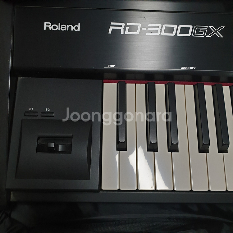 롤랜드 rd-300gx 팝니다 | 중고나라 카페에서 운영하는 공식 사이트