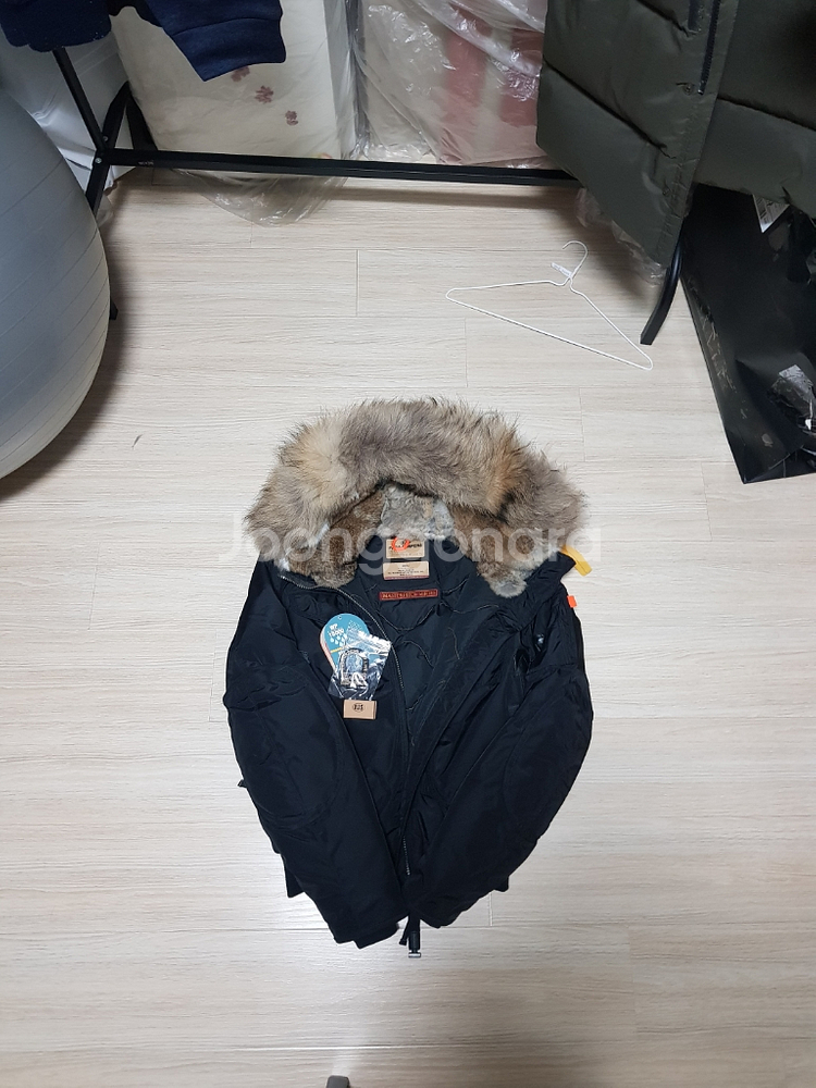 파라점퍼스 고비 S사이즈 블랙 18~19FW 상태 S | 중고나라 카페에서 운영하는 공식 사이트