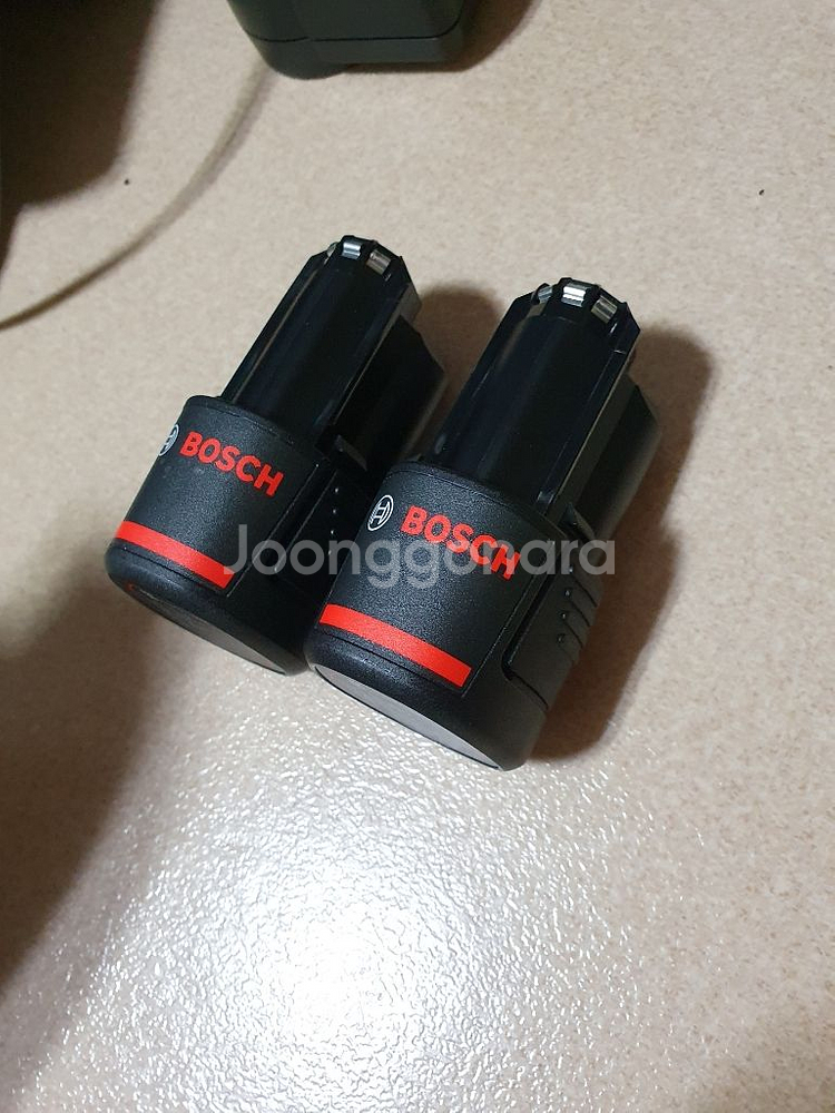 보쉬 10.8v 2.0A 미사용 배터리 2개. | 드릴/전동공구 | 중고나라