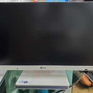 LG 일체형 PC 판매합니다(V320-L.AE10K) | 일체형PC | 중고나라
